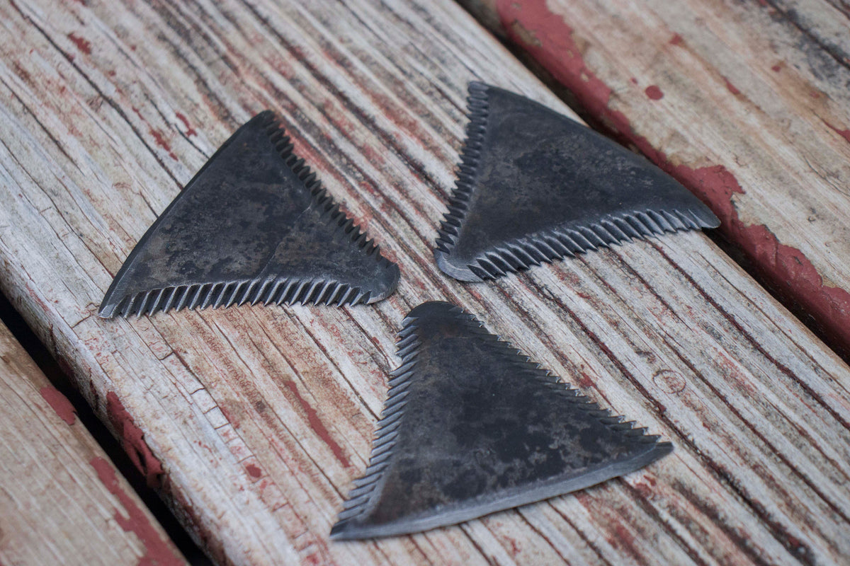 Post apocalyptic serrated throwing triangles for sport – Gomer's Workshop