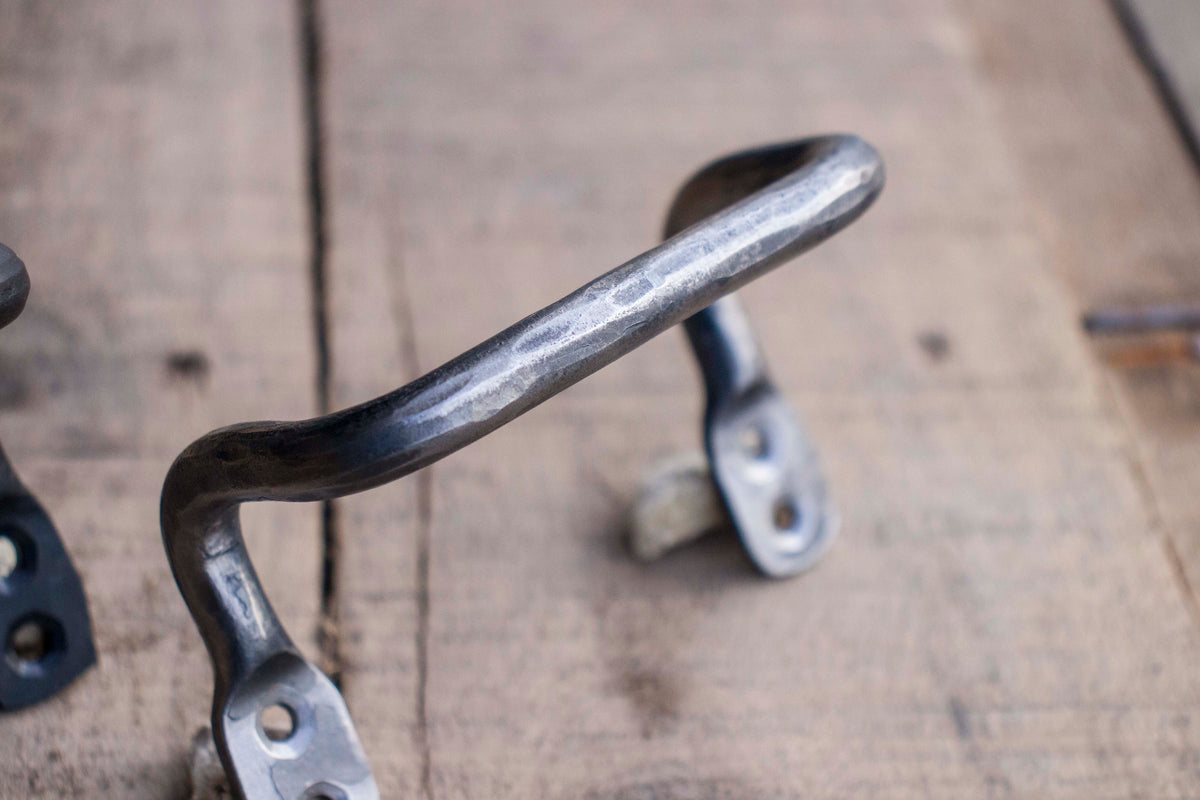 Hand Forged Heavy Duty Side Mount Handle (1 Pair) – Gomer's Workshop